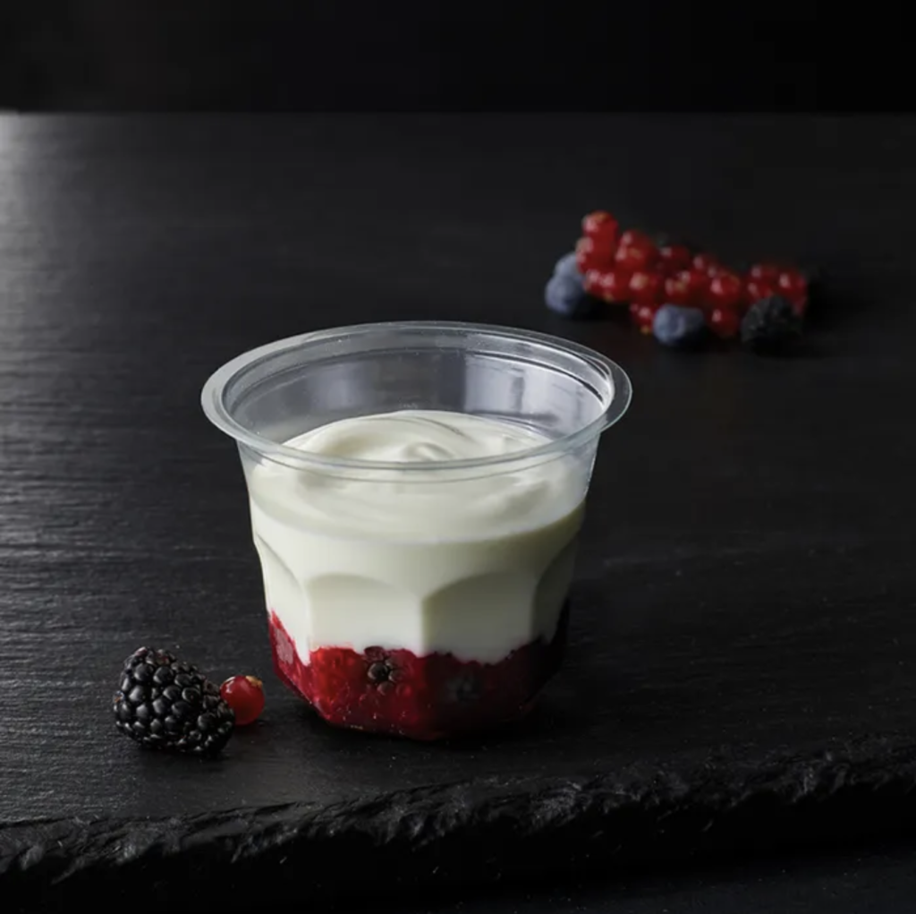Le fromage blanc fruits rouges granola - Paul Brest Click and Collect